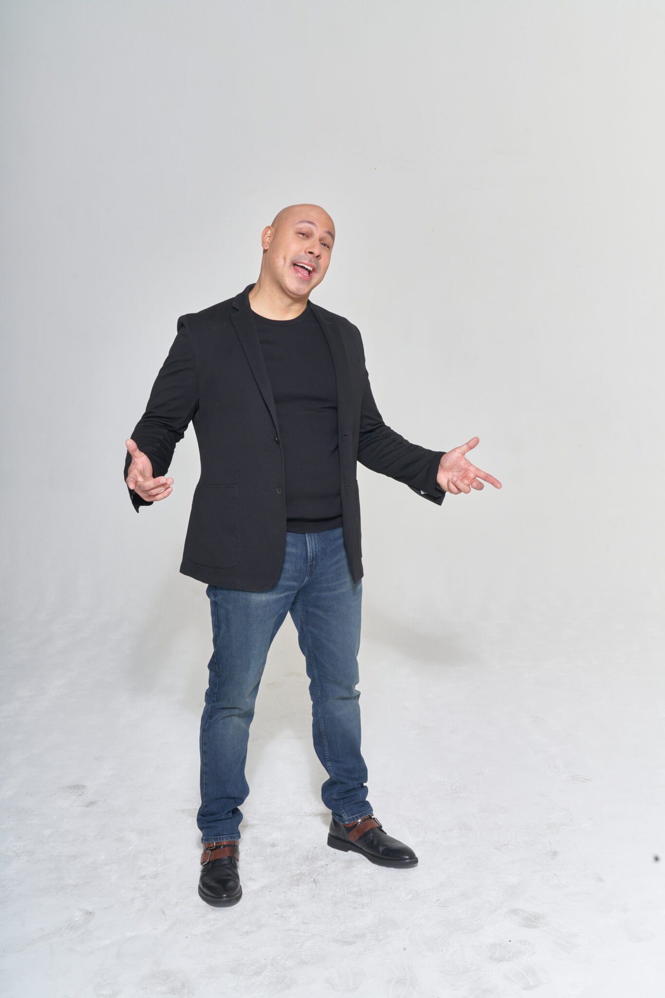 Mark Viera | Professional Comedian
